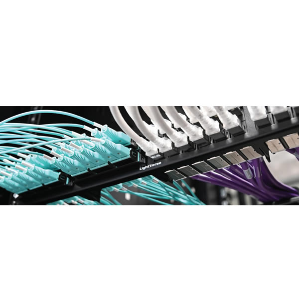 Panneau de brassage, lightverse, combo cuivre fibre optique, 1u, Noir- SIEMON