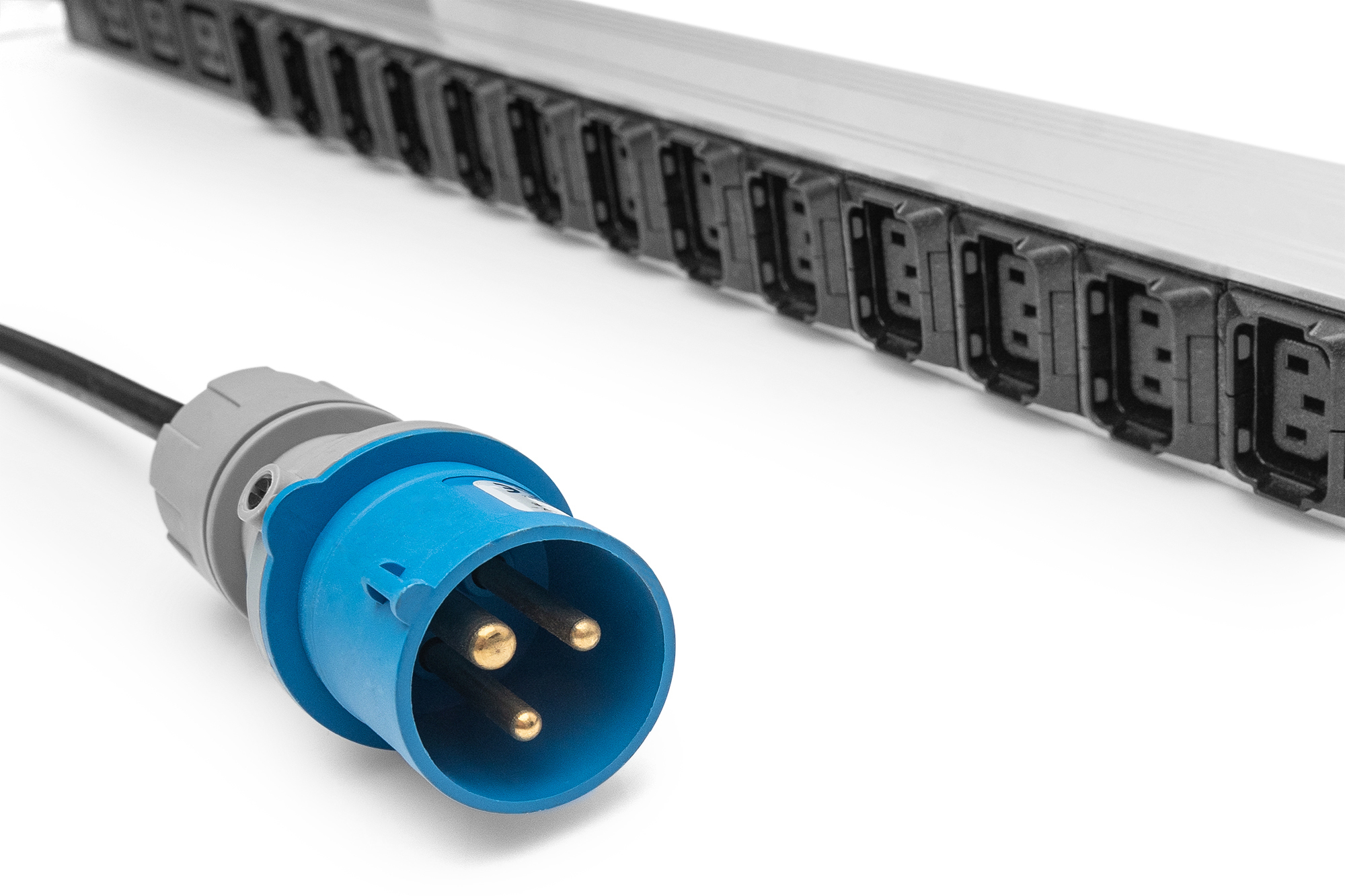 Bloc multiprise PDU IT de base, 3 m de câble d'alimentation - DIGITUS